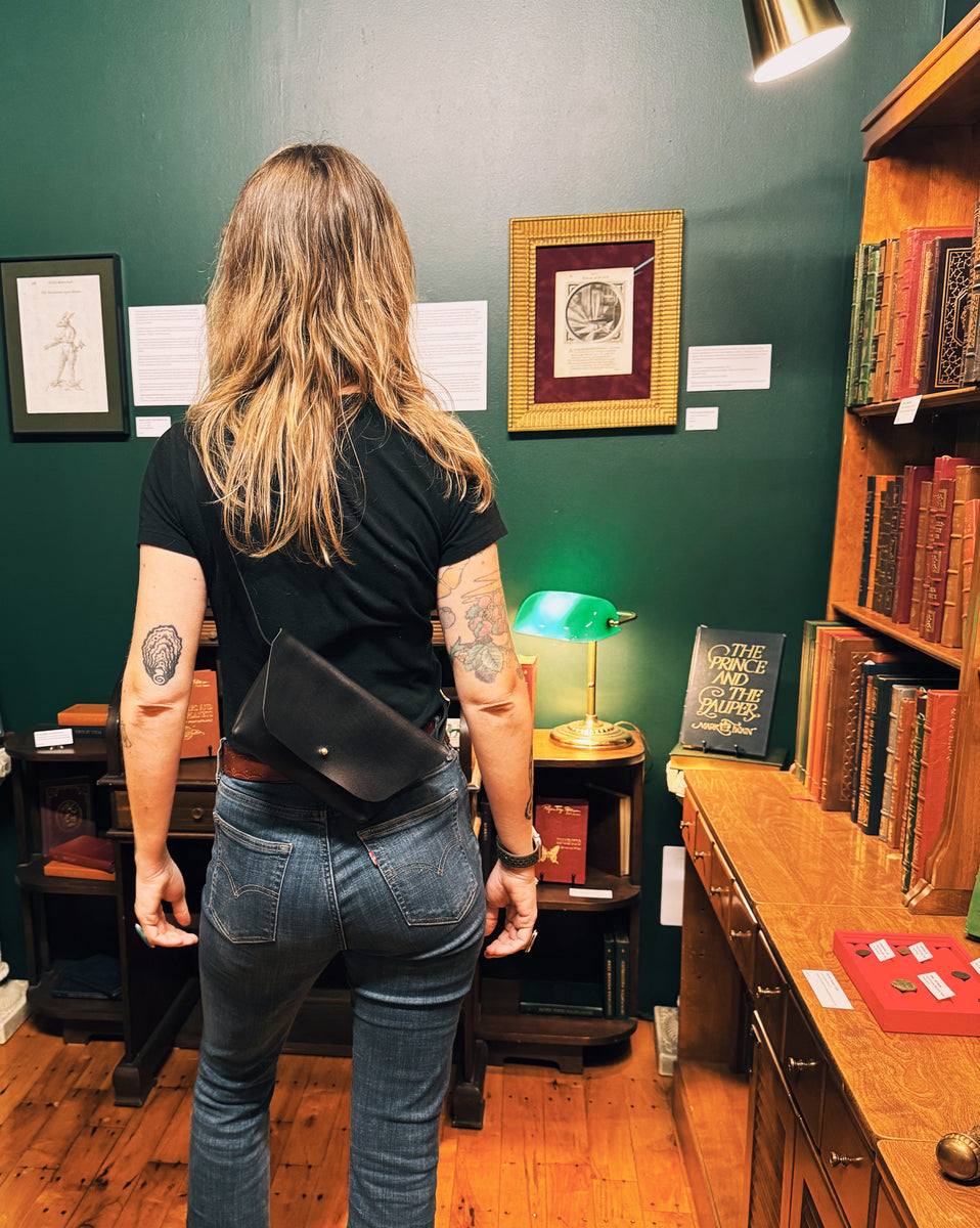 The Oxford Bag – Milestone Bag Co.